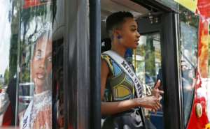 Back in S.Africa: Miss Universe inspires black girls