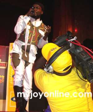 Samini performs in the US