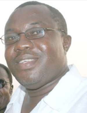 Begoro Presbyterian SHS honours Ofosu-Ampofo