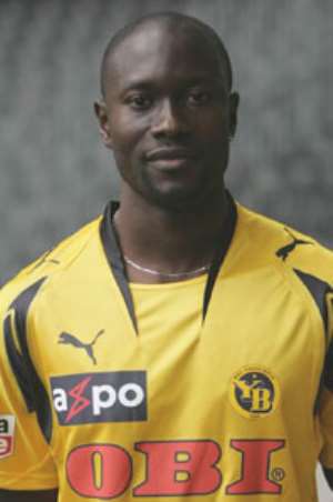 Joetex hands Young Boys pre-season trophy