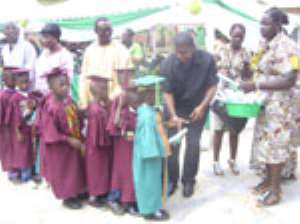 Solomon Bennett Memorial School celebrates academic excellence