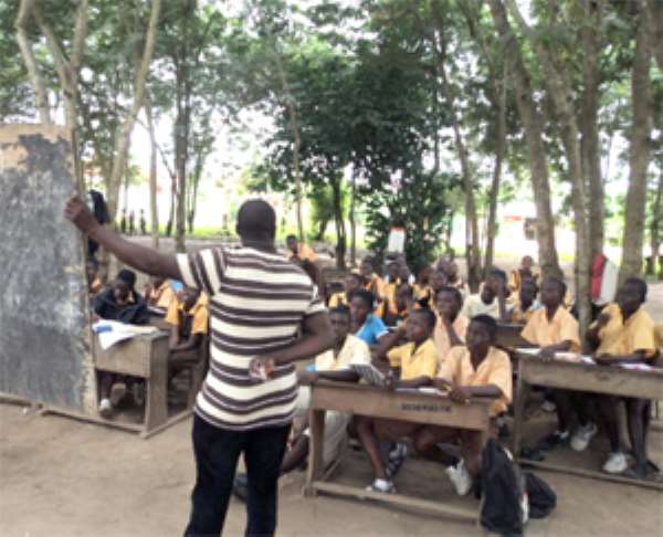 Accra Schools Under Trees!