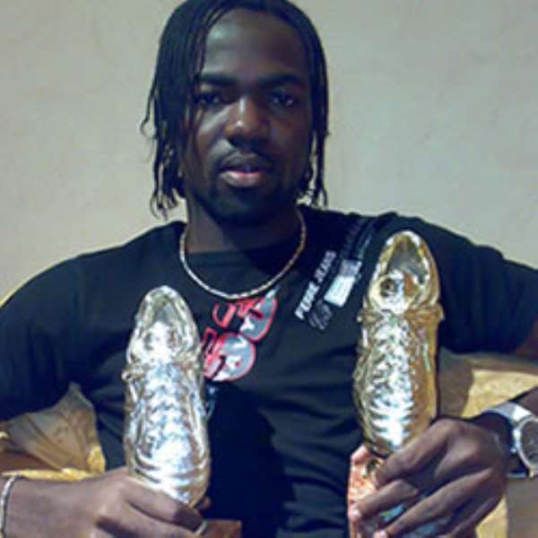 Tagoe scores against Sunderland, Vorsah in action