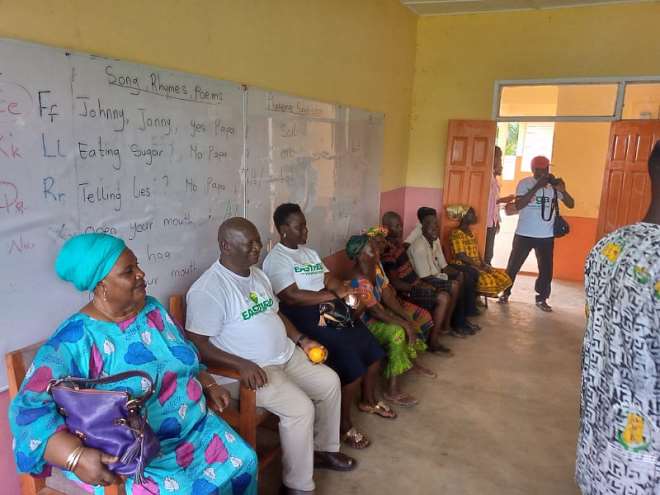 One-student, one-orange initiative begins at Achiase and Birim South ...