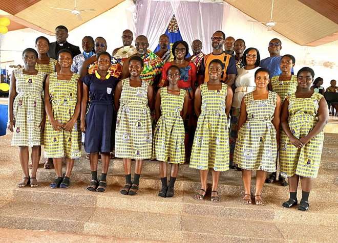 MTN Ghana constructs over GHC 1.9 million 100-seater robotic lab at ...