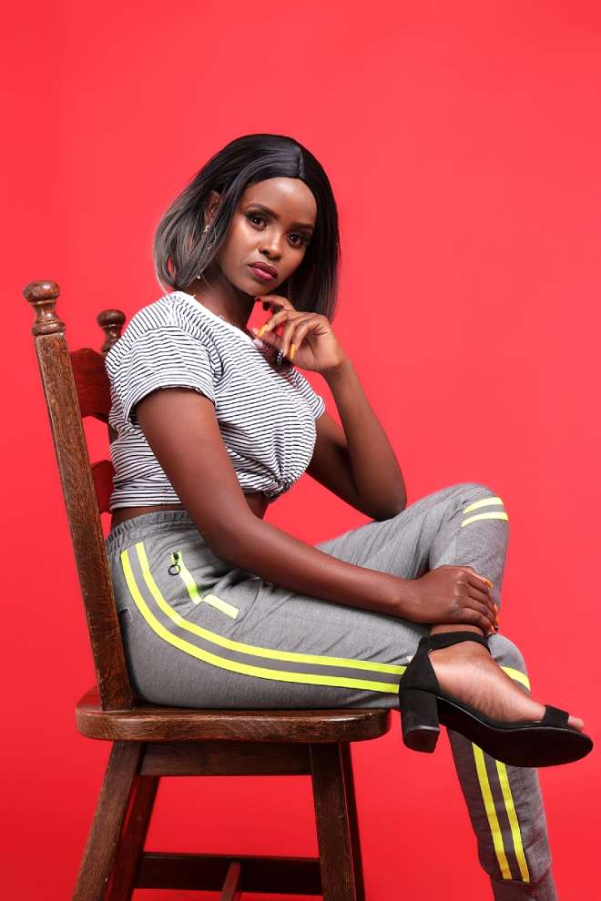 Singer Tory Lynn Releases 'Wacuka' Music Video