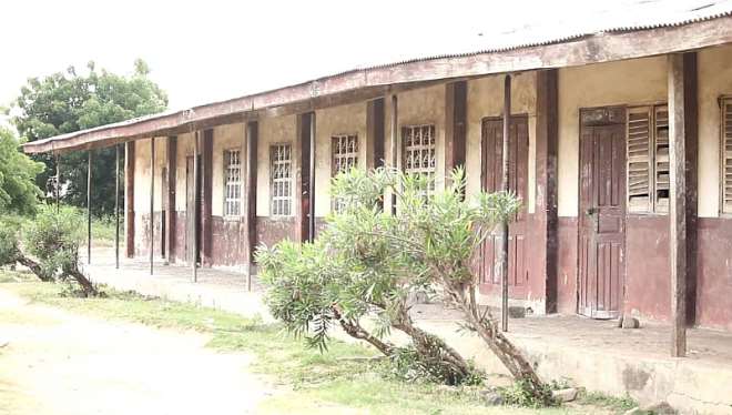 Ningo-Prampram DCE rescues oldest Basic School in Old Ningo sitting on ...
