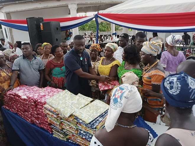 Kade MP dines with over 700 women on mother's day