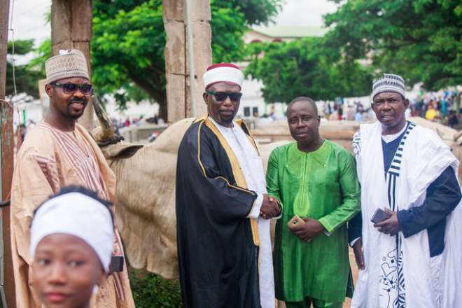 SUNDA International Donates To Kumasi Mosque