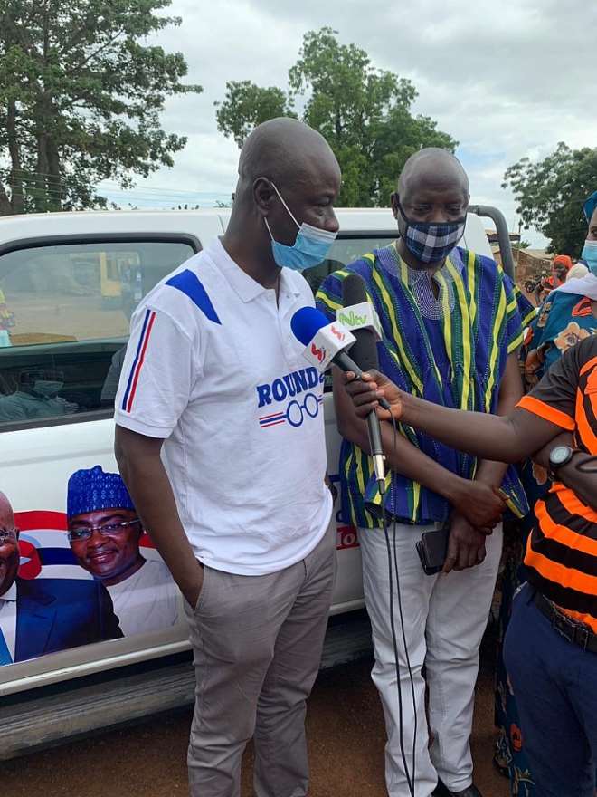 Alhaji Alhassan Yakubu Tali Donates To NPP Tolon Constituency