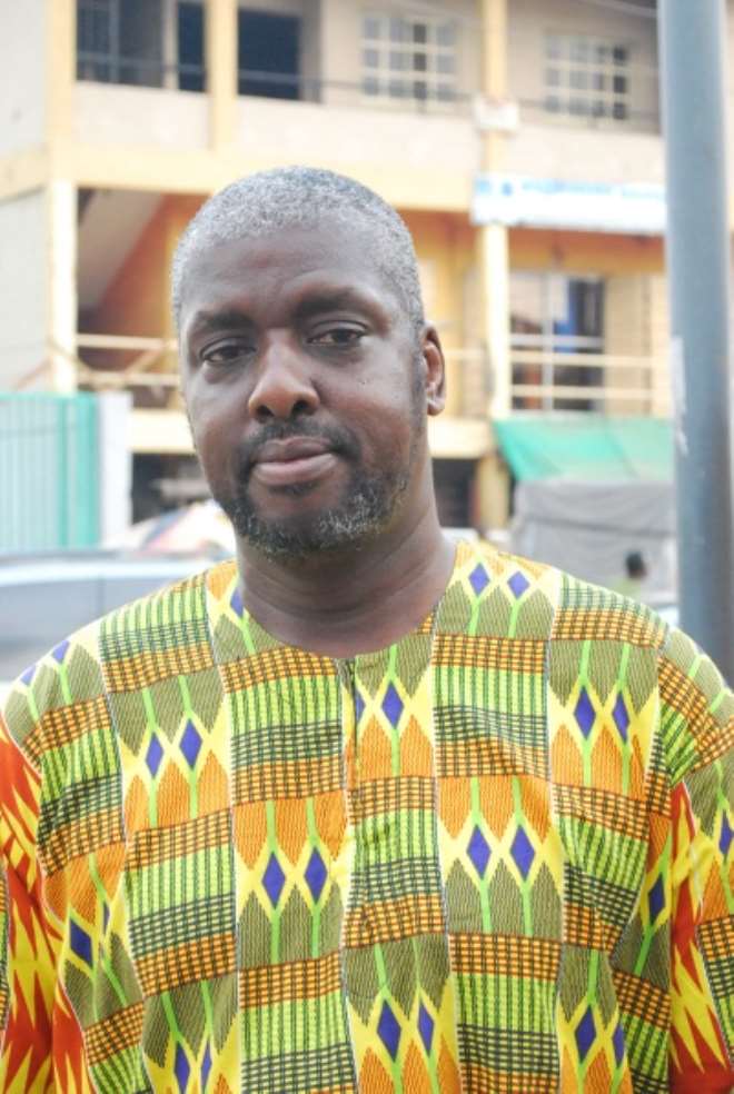 Social Worker Yomi Turns Attention To Nigerian Schools