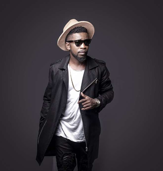 Bisa Kdei Releases New Promo Pictures Ahead Of BreakThrough Album