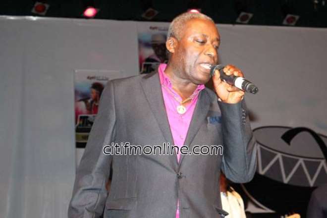 George Darko Receives The MOGO2013 Lifetime Achievement Award