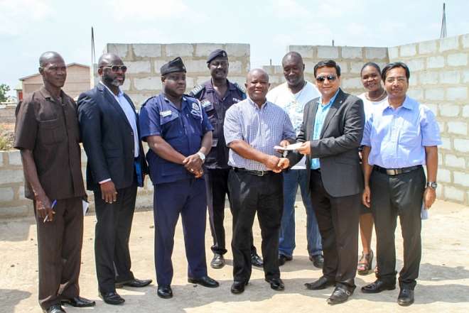 B5 Plus Limited donates GHȻ 10,000 for construction of police station ...