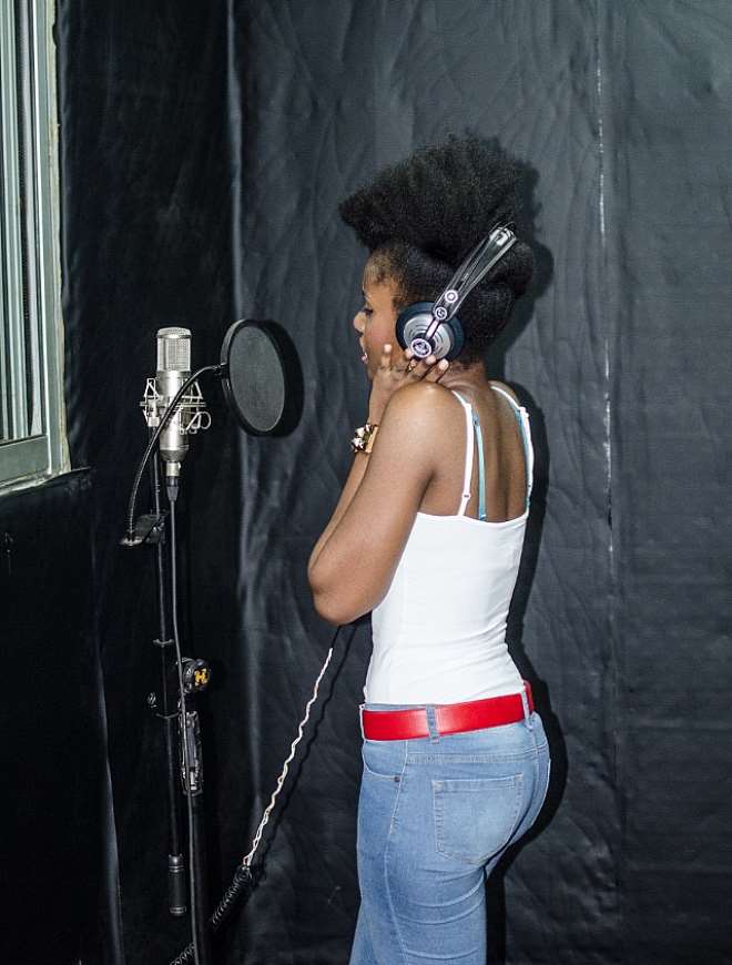 MzVee Thanks Her Fans for VGMA Award Win