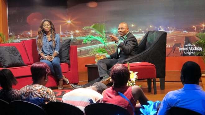 NIYOLA MAKES A GUEST APPEARANCE ON TYME OUT WITH TEE-A SEASON 4