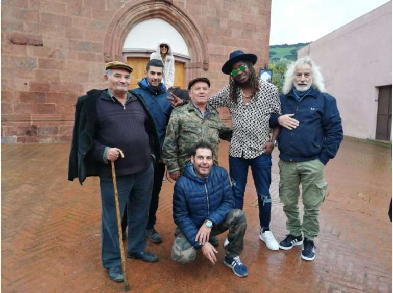 K Dee Features Top Italian Model In New Video