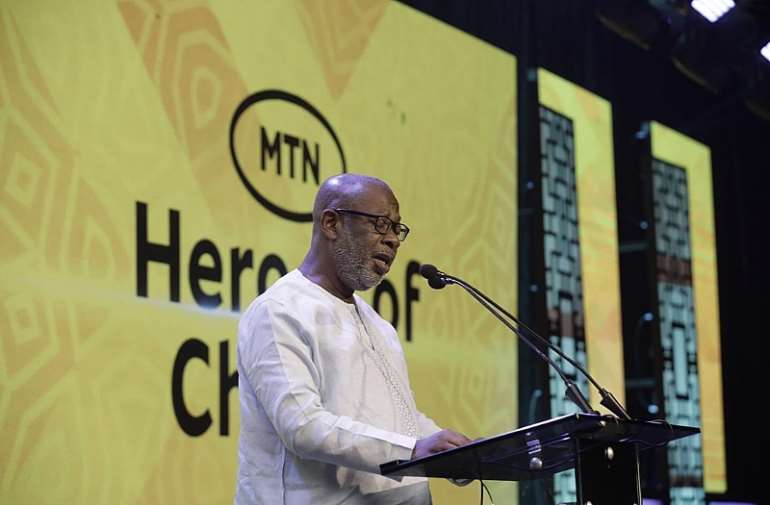 MTN Ghana Foundation crowns 10 Ghanaians as Heroes of Change