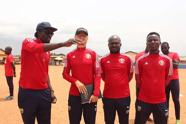 Tackling issues of streetism and teenage pregnancy with football ...