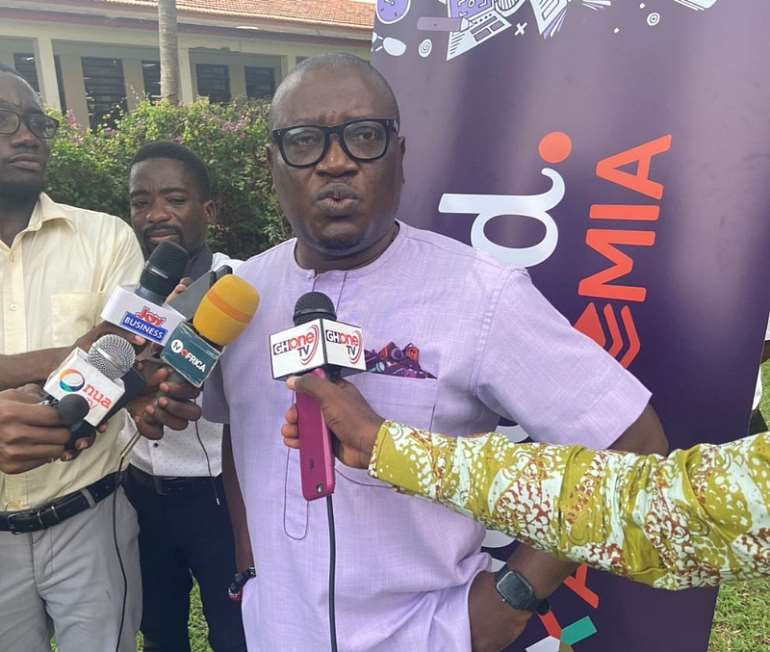 SteFarms from UGBS bags GHS15,000 after winning Hollard Streetwise ...