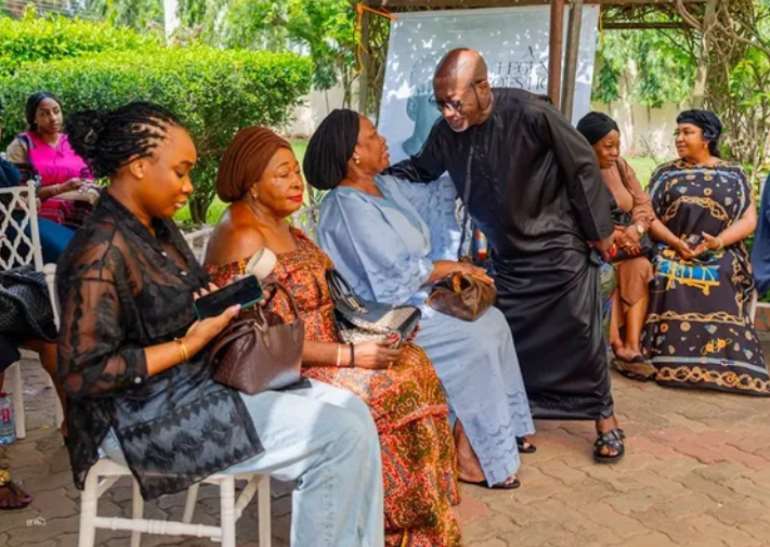 President Mahama mourns with family of Alahji Asoma Banda