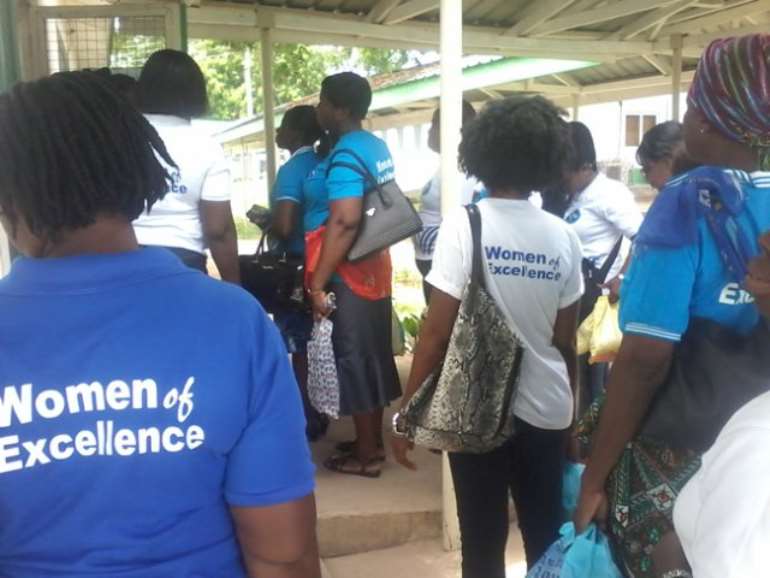 Fountain Gate Chapel's Hayil Ladies Ministry donates to Amasaman Hospital