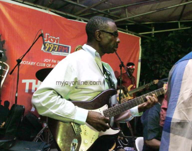 David Ampofo, Motown, Dr Sam Mensah thrill patrons at 2016 'Pop Chain ...