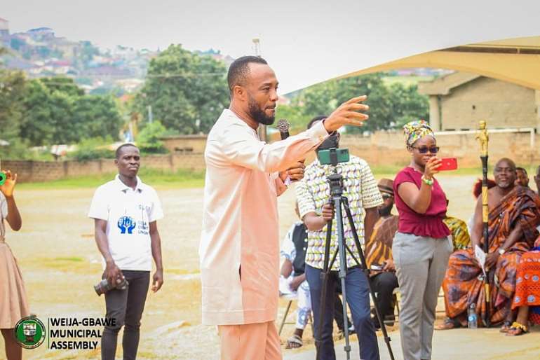 Weija Gbawe gets astroturf from CODA