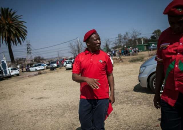 Julius Malema Cars Julius Malema's Car Pelted In EFF Brawl