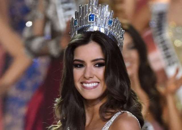 Miss Universe 2014 Winner Rolene Strauss Of South Africa Crowned Miss