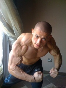 Image of the day : The show of muscles by the Egyptian Mohammed Dori