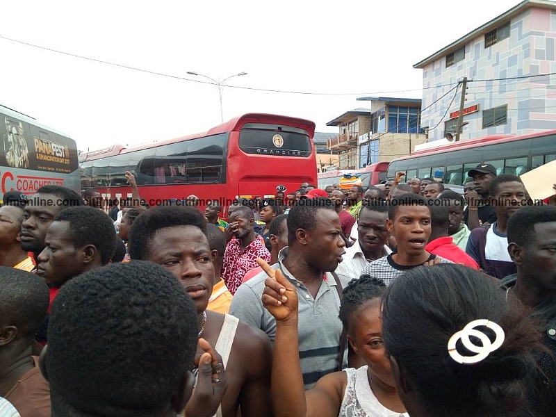 Confusion As VIP Blocks STC From Operating At Asafo market