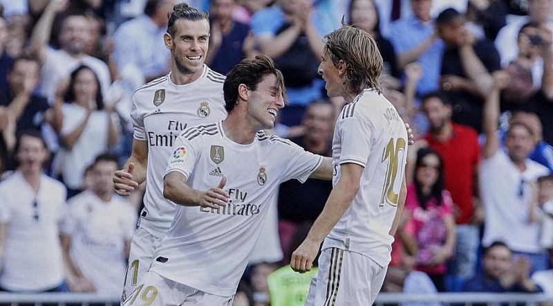 Clasico Concerns For Madrid As Modric And Bale Sit Out Training