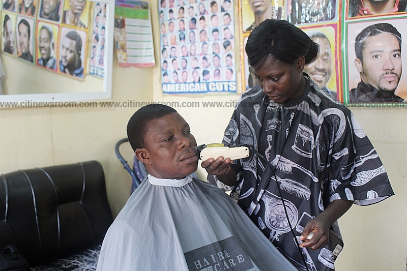 Meet The Ghanaian Woman Making A Living From Barbering In Accra