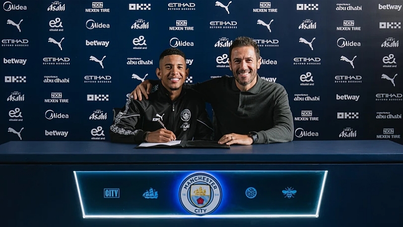 Savinho signs new Manchester City contract until 2031