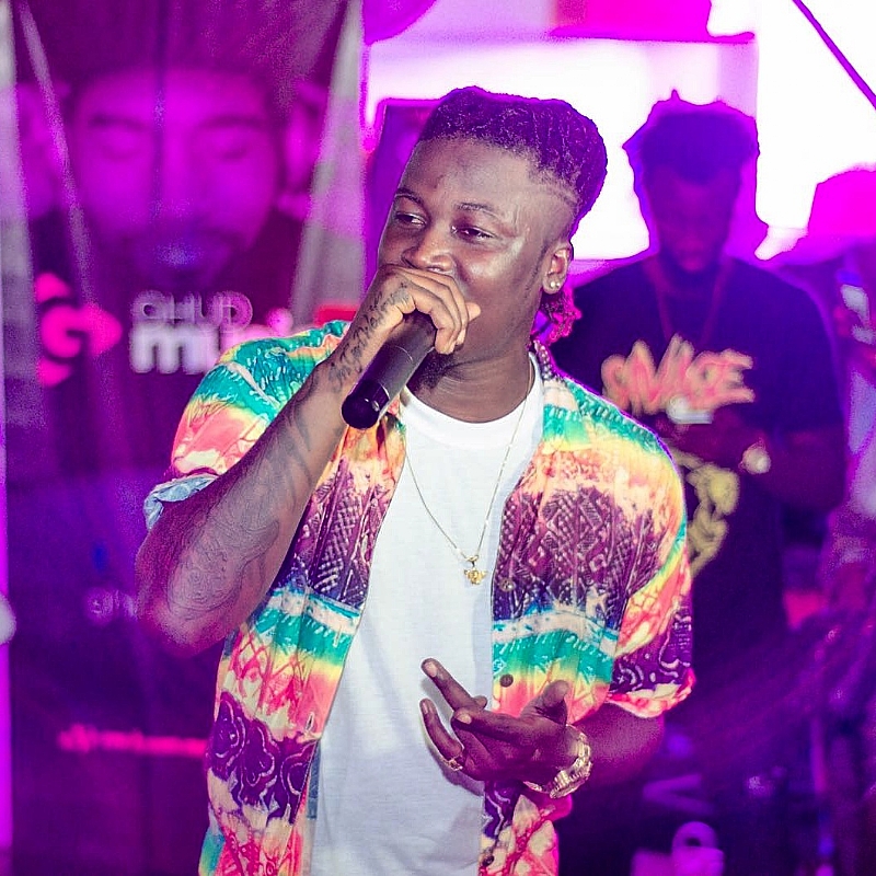 Wisa Greid Premieres ‘I Miss You’ Video