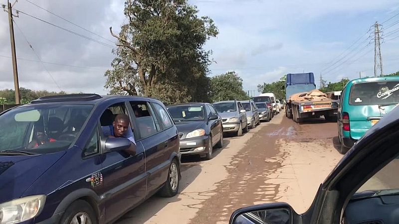 W/R: Broken down haulage truck blocks pothole-ridden road at Tarkwa ...
