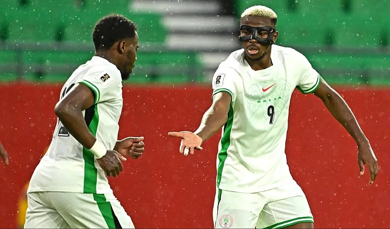 Rambut panjang telanjang