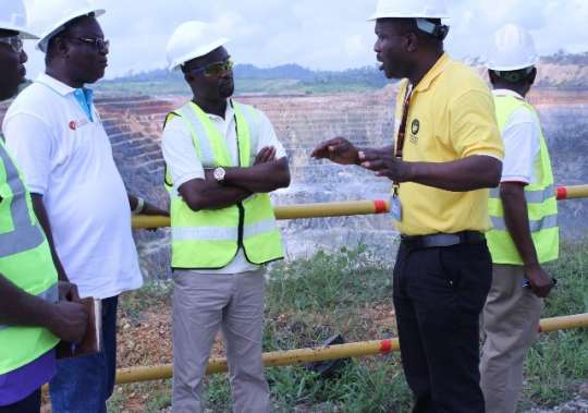 Consult Communities on Mining Rehabilitation Projects
