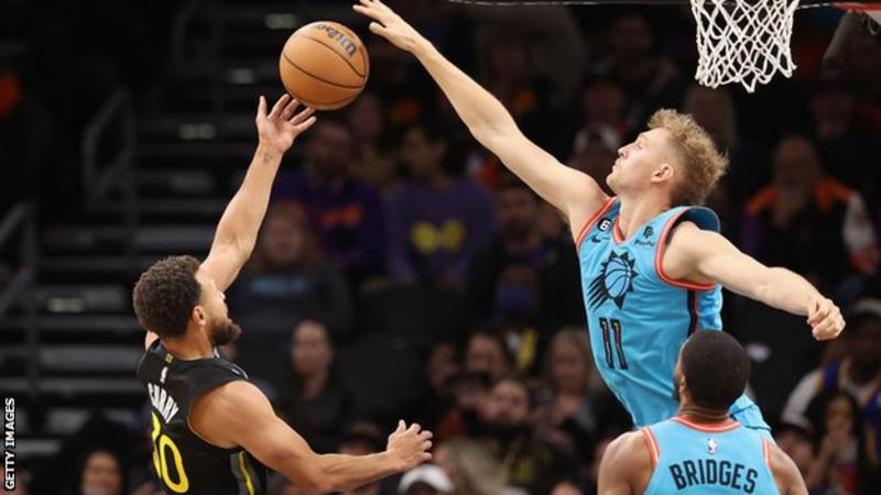 Stephen Curry: Point guard scores 24 as Golden State Warriors beat New ...