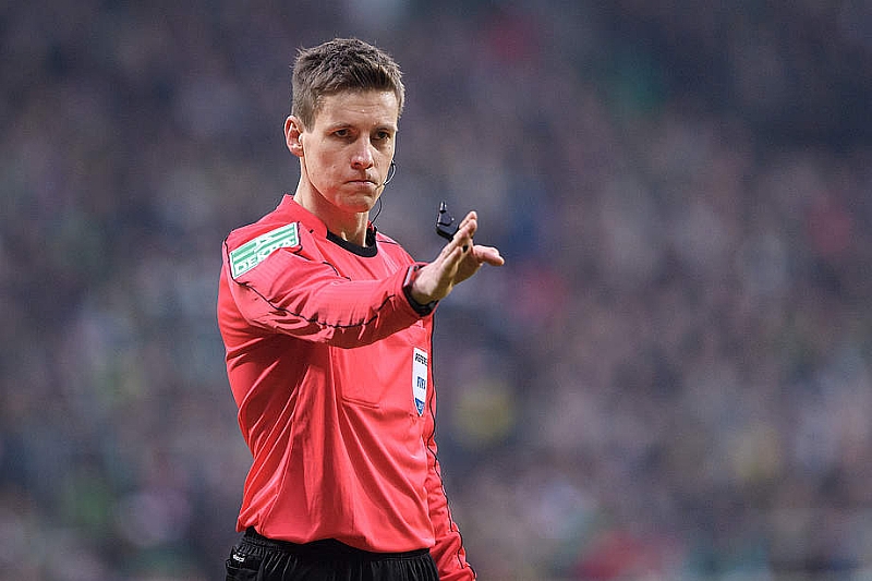 2022 World Cup : Ghana v Uruguay - Referee Daniel Siebert appointed to ...