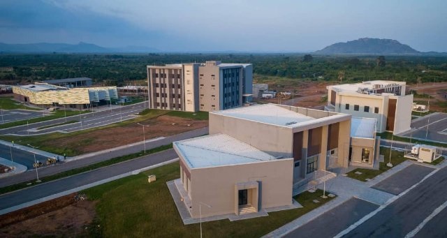 E/R: University Of Environment And Sustainable Development Ready For ...