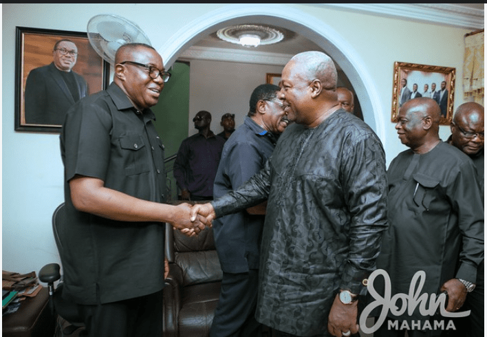 Mahama condoles Samuel Ofosu-Ampofo on loss of his mother Mahama condoles Samuel Ofosu-Ampofo on loss of his mother