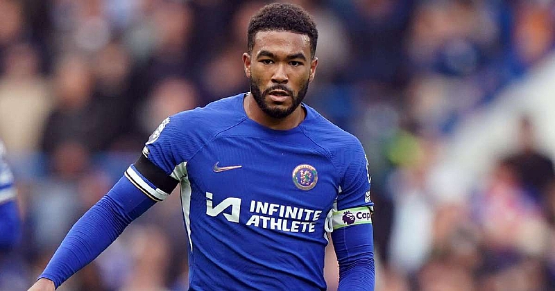 Chelsea confirm Reece James has sustained hamstring injury