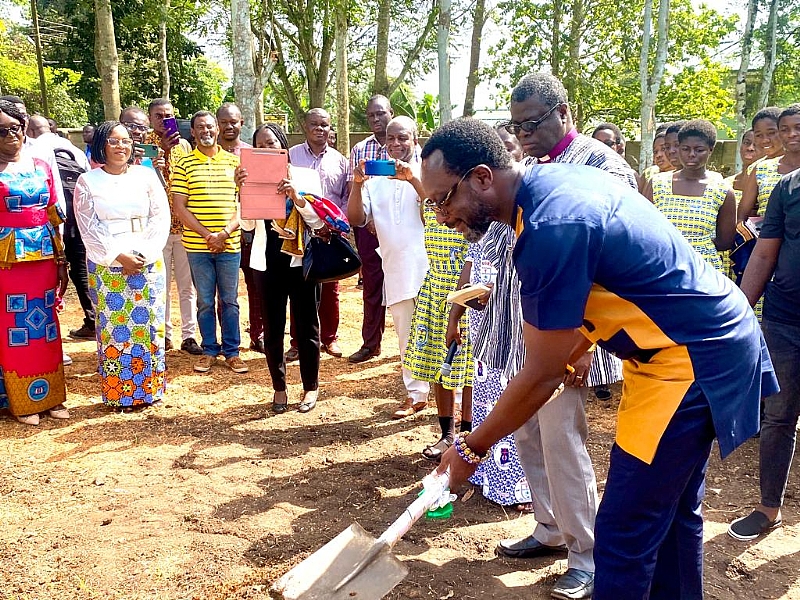 MTN Ghana constructs over GHC 1.9 million 100-seater robotic lab at ...