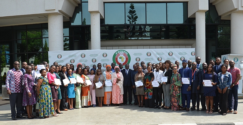 ECOWAS presents certificates to 2021 beneficiaries of professional ...