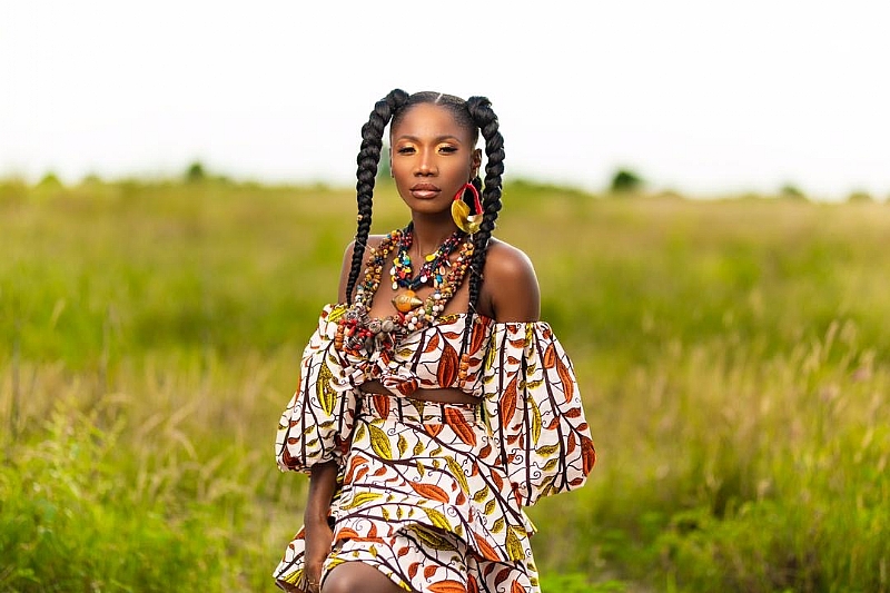 Yaa Yaa premieres graceful visuals for emotive record ‘Mmusuo’