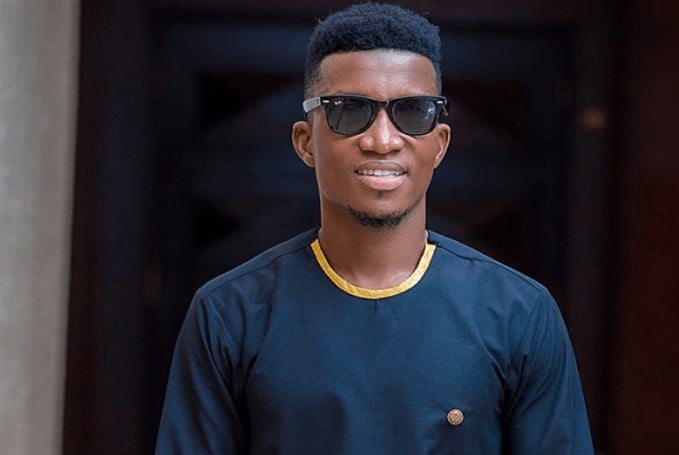 Kofi Kinaata reveals some ‘lies’ he tells on stage during a performance