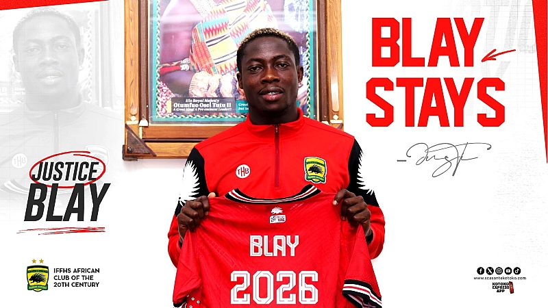 Justice Blay signs new deal to extend stay at Asante Kotoko