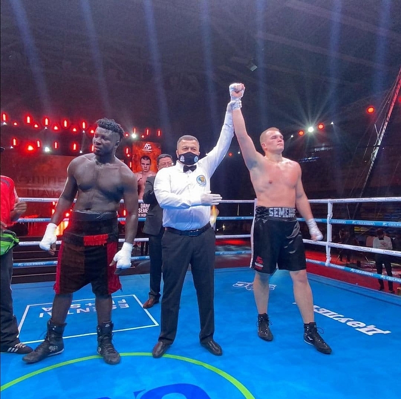 Ghanaian boxer Issah Samir robbed in Kazakhstan?